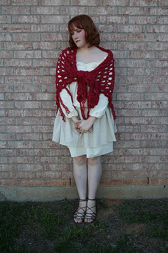 Crochet shawl pattern: Our Mrs. Reynolds (aka Yo-Saff-Bridge) – Geek Crafts